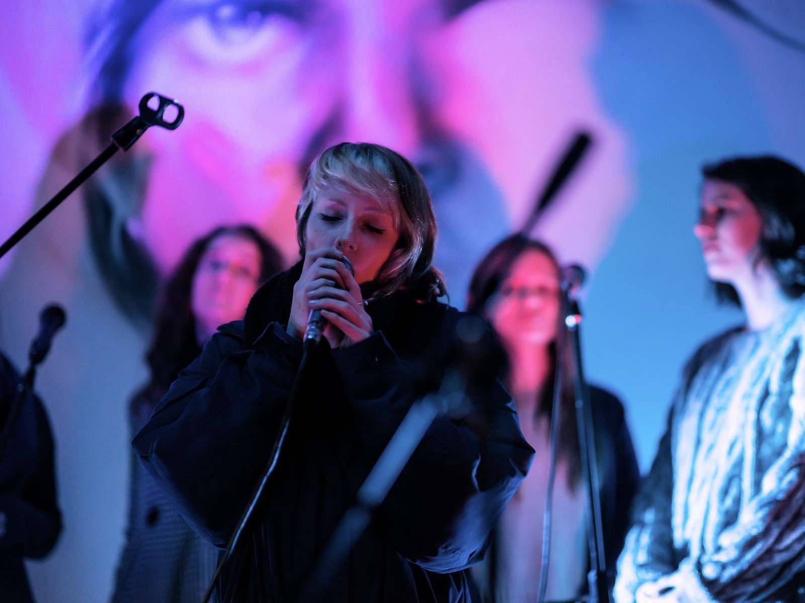 Interview - Getting to Know: Aphir | A Lonely Ghost Burning